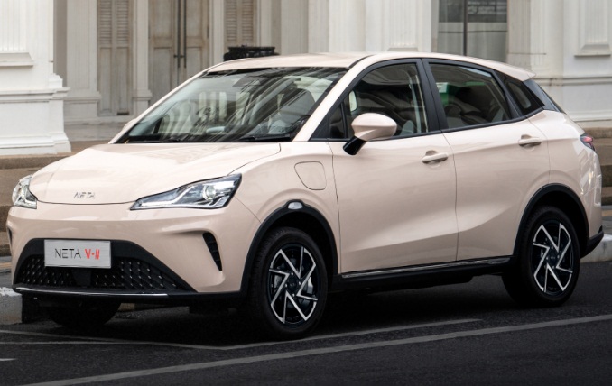 Mobil Listrik Buatan Dalam Negeri Neta V-II Mendapatkan Lebih Dari 100 ...
