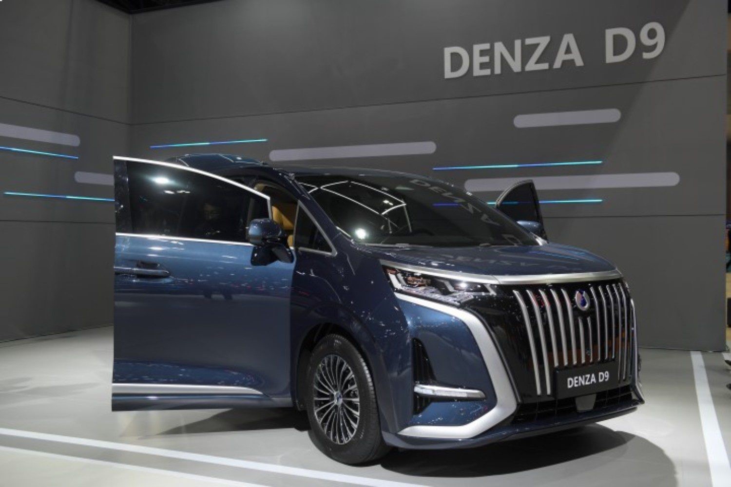 BYD Denza D9 Harga 950 Juta, Siap Tarung Dengan Toyota Alphard - Motolineid