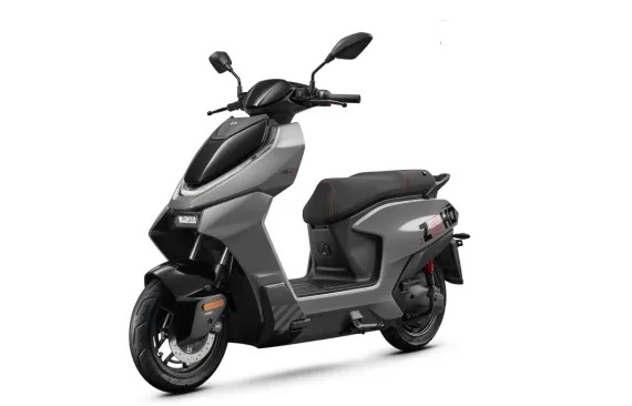 Zeeho AE4 Resmi Hadir di Indonesia, Motor Listrik Futuristis Harga Mulai Rp 28 Jutaan - Motolineid