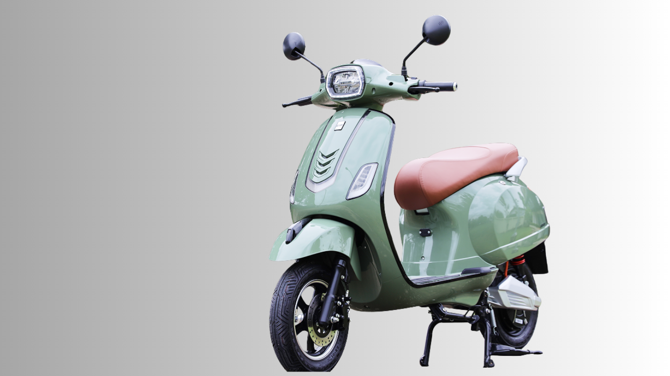 EM Legend Pro 2025 Resmi Meluncur: Motor Listrik Canggih, Terjangkau ...